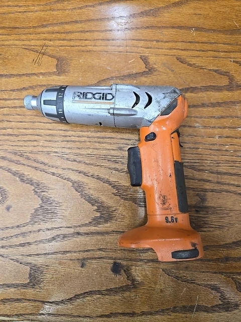 Ridgid 9.6 volt pivoting screwdriver store