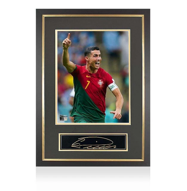 cristiano-ronaldo-official-fifa-world-cup-signed-and-framed-plaque