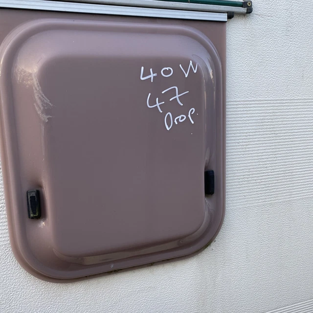 CARAVAN BATHROOM WINDOW 40wide 47drop. Elddis/bailey/ Fleetwood/ Lunar ...