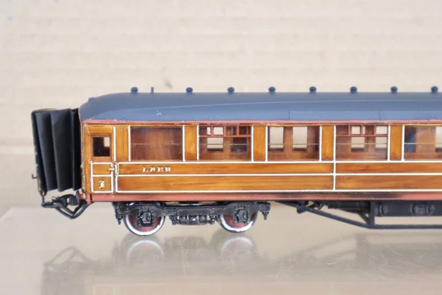IAN KIRK CHIVERS KIT BUILT LNER 1st CLASS CORRIDOR COACH 1131 ol $229. ...