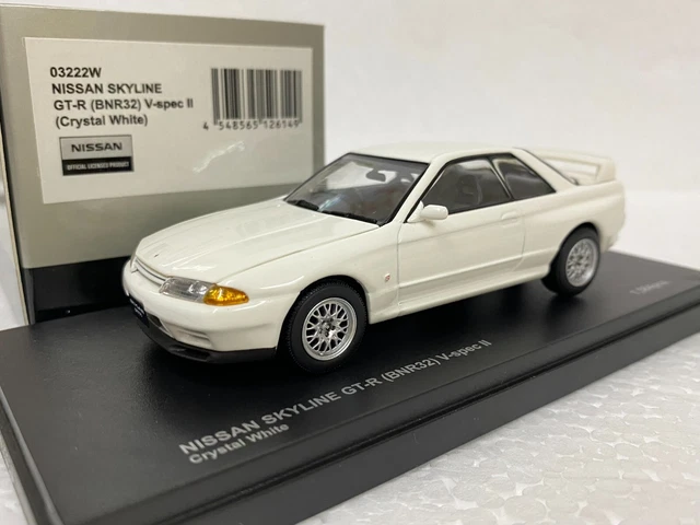 1:43 KYOSHO NISSAN SKYLINE GTR R32 V SPEC II échelle blanche modèle ...