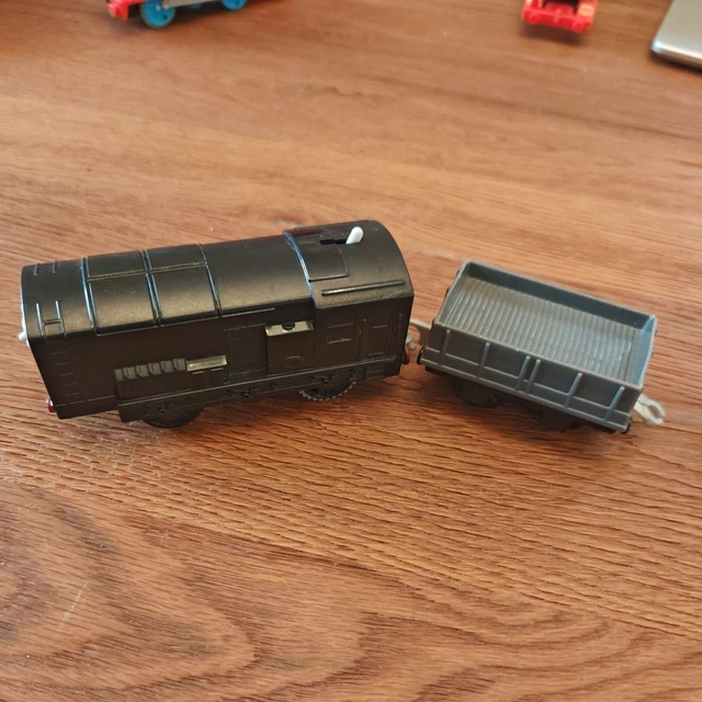 TRACKMASTER THOMAS THE Tank Engine Diesel 2013 Train Tested + Working ...