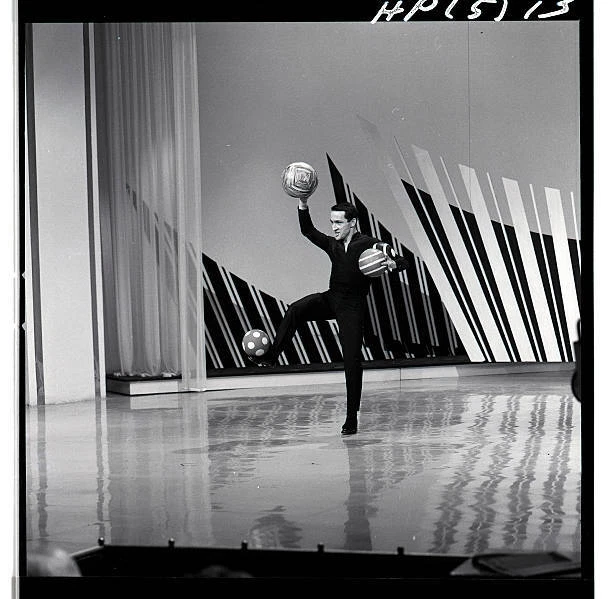 JUGGLER FRANCIS BRUNN On Hollywood Palace 1964 OLD TV PHOTO 1 £5.69 ...