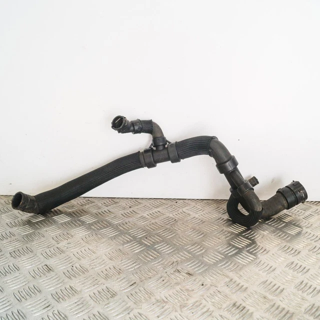 TUBO FLESSIBILE 31355201 del tubo del refrigerante motore Volvo XC60 D5 ...