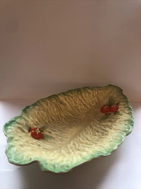 VINTAGE CROWN DEVON Yellow / Green Lettuce Leaf Salad Vegetable Dish 29 ...