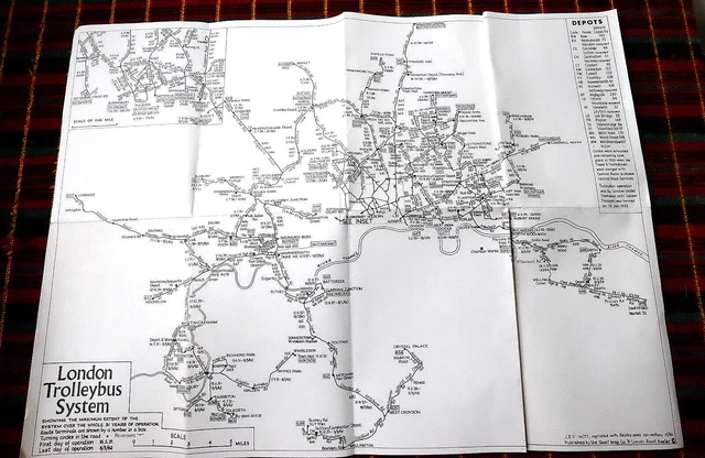 LONDON TROLLEYBUS SYSTEM MAP: MAXIMUM EXTENT 1931-1962 by JRY 10/77 ...