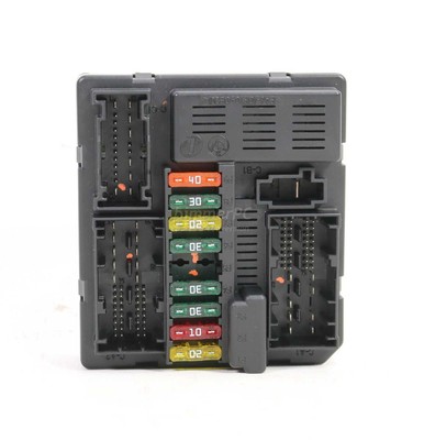 BMW E83 E85 E86 Engine Integrated Power Supply Module Fuse Box IVM 2006 ...