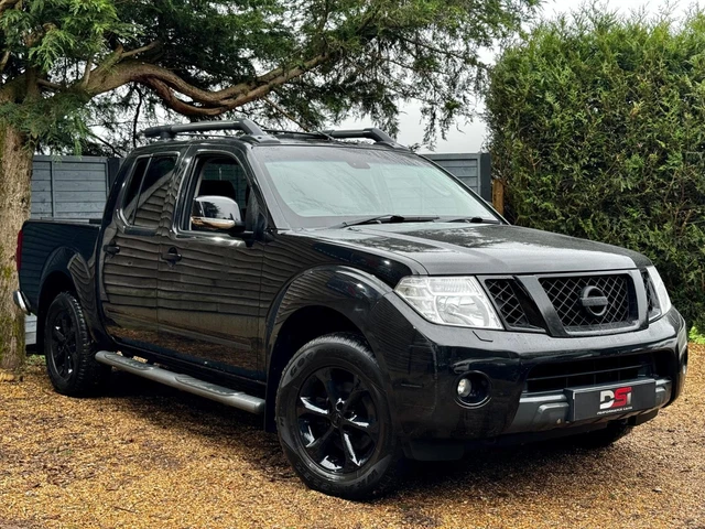 NISSAN NAVARA DOUBLE Cab Pick Up Tekna 2.5dCi 190 4WD £11,990.00 ...