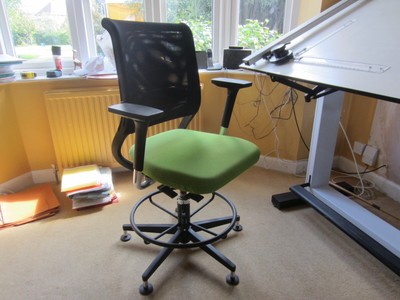TECHNICAL DRAWING CHAIR Adjustable in height and rotates £15.00 ...