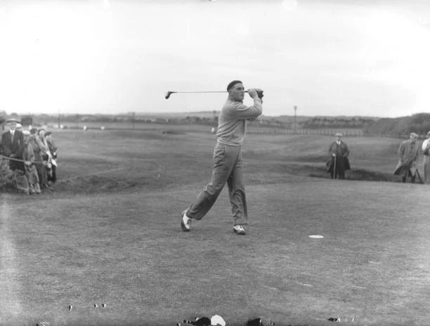 AUSTRALIAN GOLFER JAMES Ferrier tees off at St Andrews golf course ...