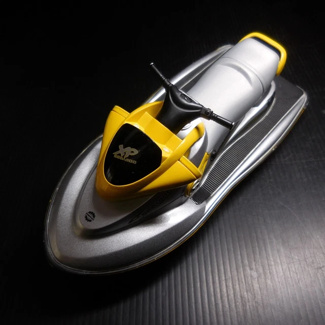 SCOOTER MER SEA-DOO Bombardier 2002 jouet véhicule nautique navigation ...