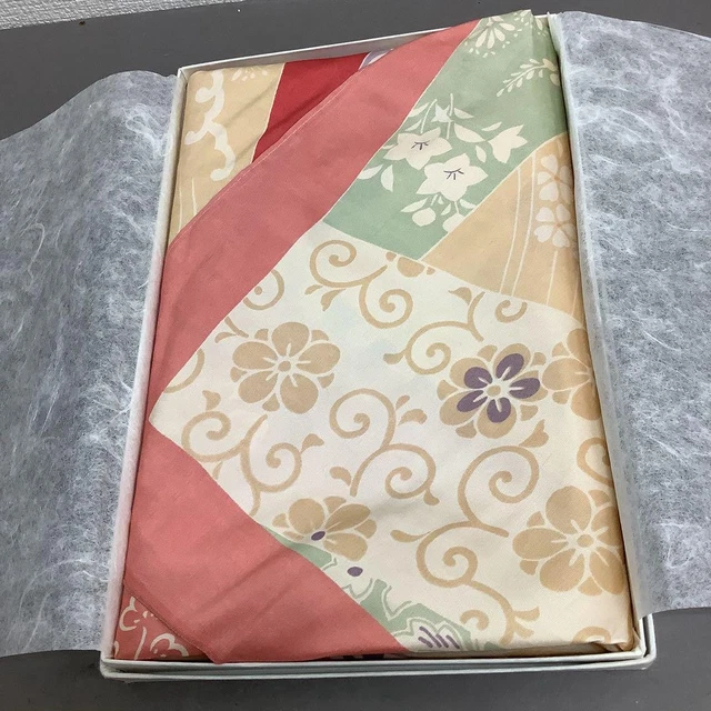 JAPANESE FUROSHIKI KATO Man Large Size Silk Floral Pattern Hand-Dyed £ ...