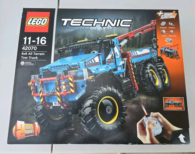 LEGO TECHNIC: 6X6 All Terrain Tow Truck (42070) Brand New & Sealed £200 ...