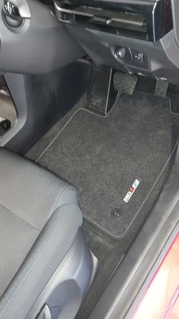 GENUINE MG4 EV Carpet Floor Mats OE 11409432 £75.00 - PicClick UK