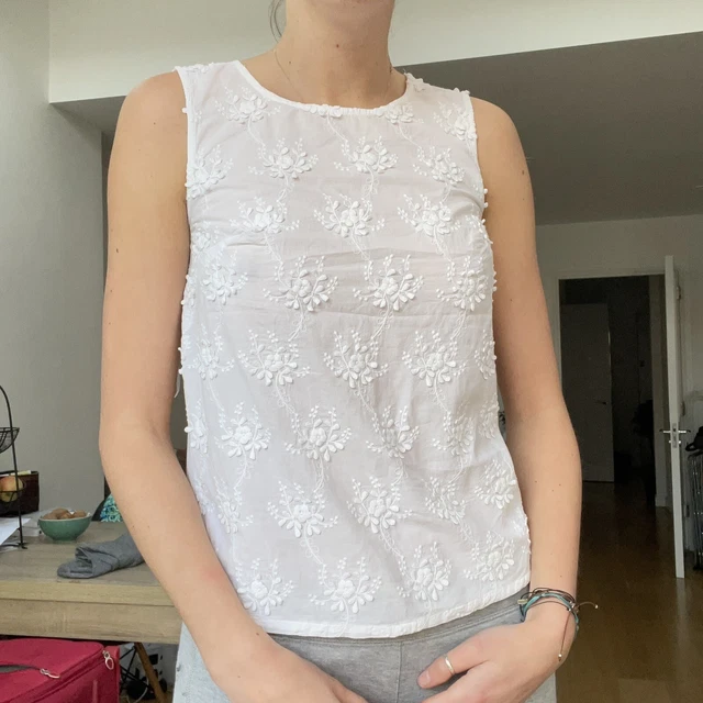 VINTAGE OLD LABEL NEW LOOK WHITE FLORAL EMBROIDERED SLEEVELESS TANK TOP ...