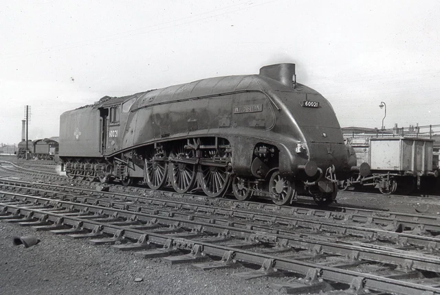 COPY B&W SLIDE, former LNER A4, 60021 'Wild Swan' £1.25 - PicClick UK