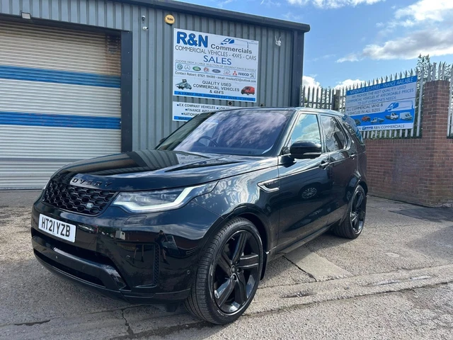 2022 LAND ROVER Discovery 3.0 D300 R-Dynamic HSE Commercial Rear seats ...