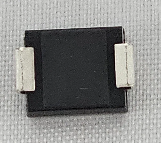 SMCJ24CA LITTLEFUSE TVS Diode TRANSZORB Bidirectional 24 V 1.5 kW DO ...