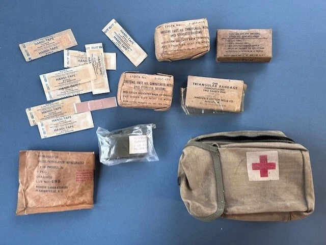 WW2 US ARMY Air Corps Medical Kit With Original Contents Used In ...