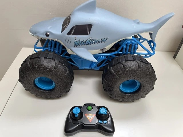 MONSTER JAM MEGALODON Storm Remote Control All-Terrain Monster Truck 1: ...