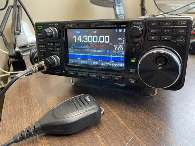 ICOM IC-7300 HF/50MHZ 100W Base Transceiver with Mini Manual, used £561.29 - PicClick UK