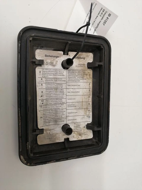 MERCEDES-BENZ E W123 1980 Fuse box cover 1235400082 PUM41207 EUR 24,12 ...