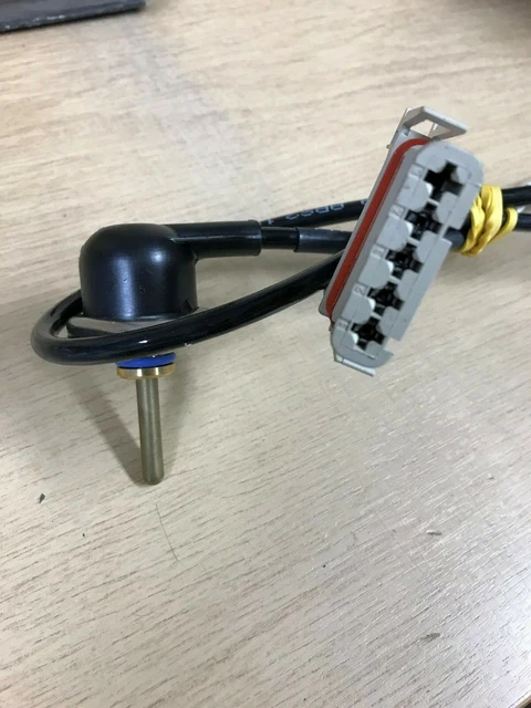 SCANIA PRESSURE SENSOR 2154180 - Fuel/Oil? £125.00 - PicClick UK