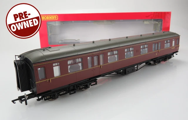 OO GAUGE HORNBY R4412 BR Hawksworth Coach Composite Class £29.95 ...