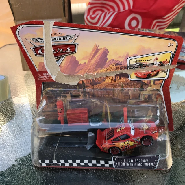 DISNEY PIXAR CARS LIGHTNING MCQUEEN #95 Pit Row Launchers (Launch ...