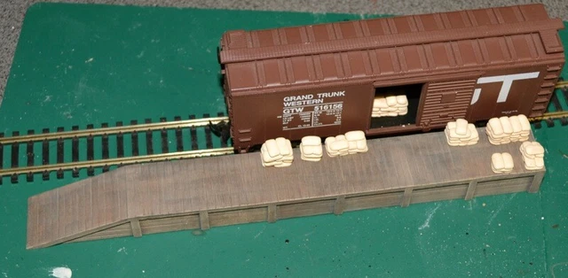 PRODUITS MP LOADING Ramp HO Scale, diorama rampe dock platform # H034 ...