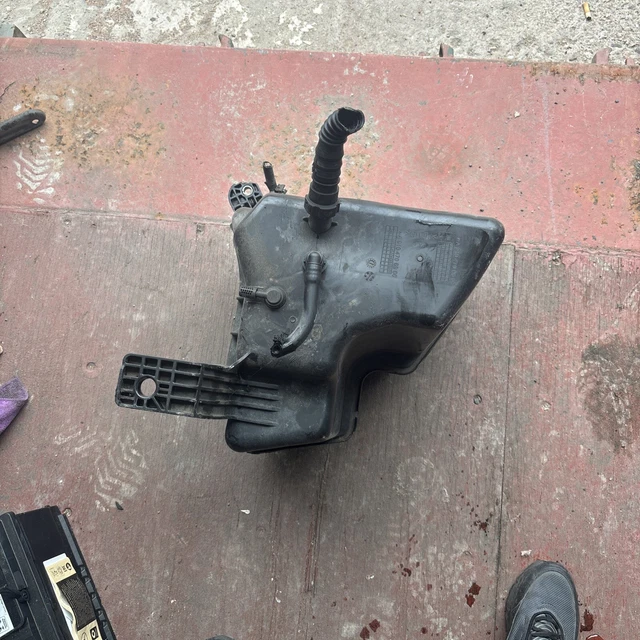 MERCEDES SPRINTER ADBLUE Tank 2.1 Diesel A9104700000 W907 2018 - 2023 £ ...