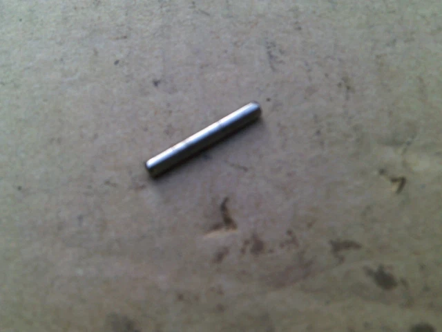 YAMAHA RD250, RD400, Rd350 Oil Pump Drive Pin 9360322028 £1.40 ...