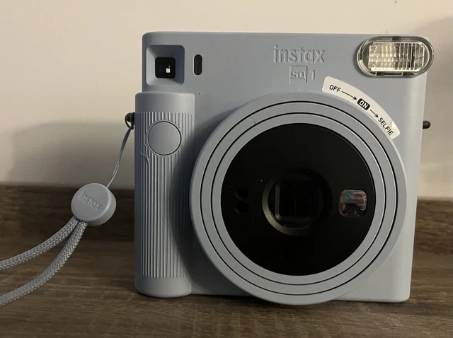 BLUE FUJIFILM INSTAX SQ1 Camera Square Format- *EXCELLENT CONDITION ...