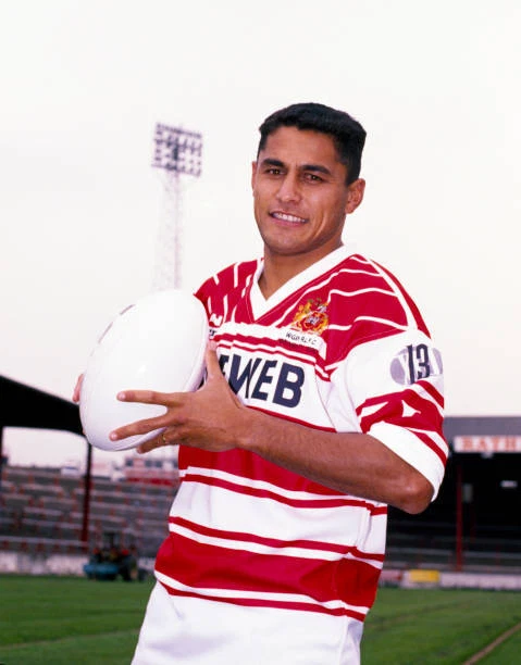 FRANO BOTICA AFTER signing for Wigan rugby league on 14th June 19 - Old ...