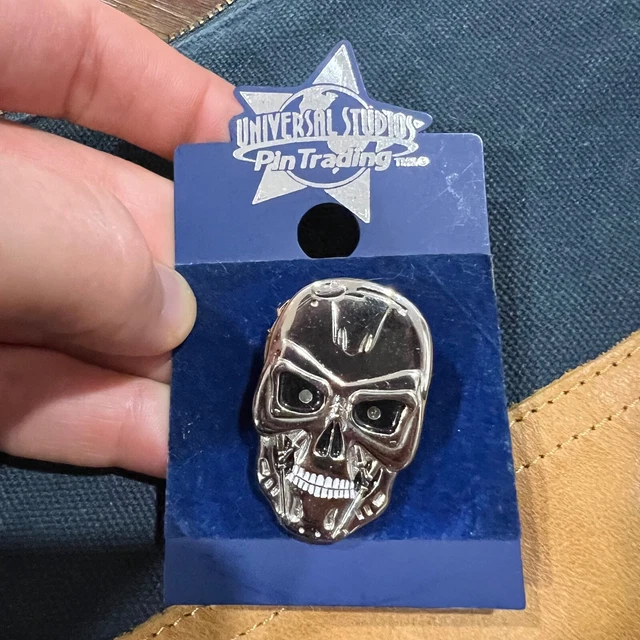 VINTAGE UNIVERSAL STUDIOS Pin - The Terminator Endoskeleton $40.00 ...