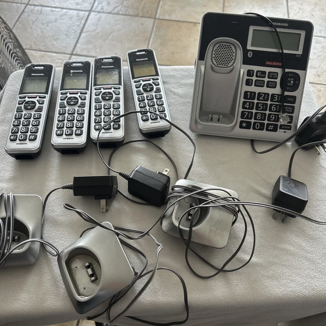 PANASONIC KX-TGF994SK CORDLESS Phone System Base Unit W/ (4) KX-TGFA97 ...