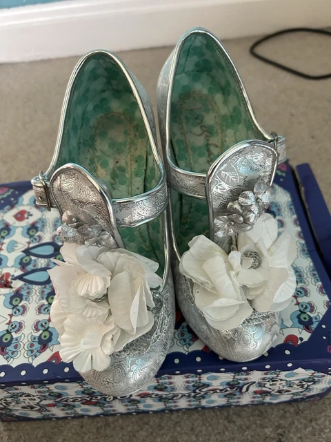 IRREGULAR CHOICE WOMEN'S Shoes Size 5 - Can’t Touch This Silver And ...
