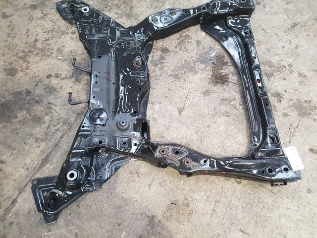 VOLVO XC90 FRONT Subframe 2019 5 Door Estate 2.0L Petrol £350.00 ...