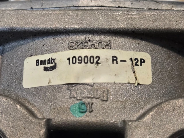 BENDIX 109002 R-12P Pilot Relay Valve with 296010 Bracket | 909828 $175 ...
