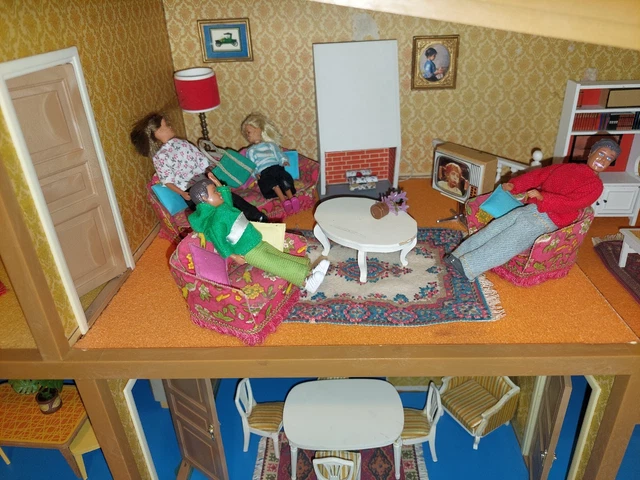 DOLLS HOUSE WITH Furniture £78.70 - PicClick UK