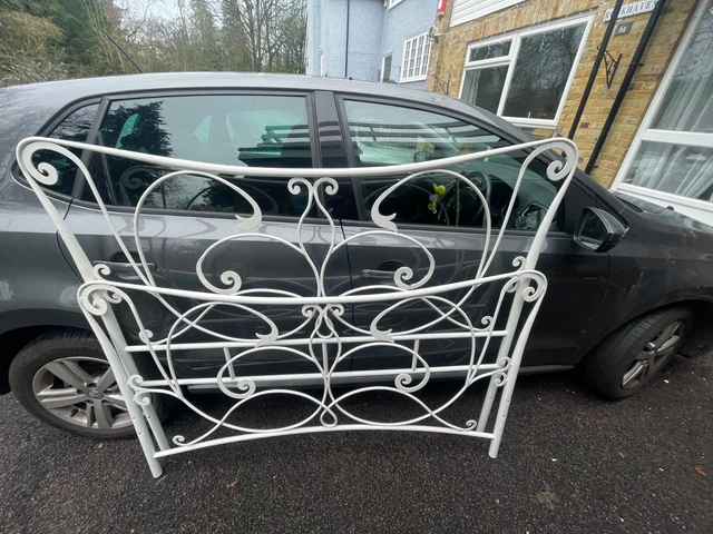 WHITE METAL FRAME NEXT double bed frame £21.50 - PicClick UK