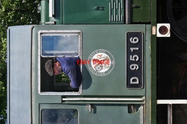 PHOTO THE Cab Of Br Class 14 No D9516 At The Didcot Railway Centre The ...