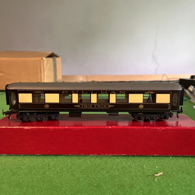 TRIX TTR PULLMAN Saloon 598 Boxed £1.13 - PicClick UK