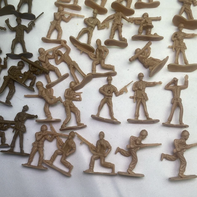 WW2 PLASTIC US ARMY MEN HUGE LOT JA-RU (180351) soldiers WWII WORLD WAR ...