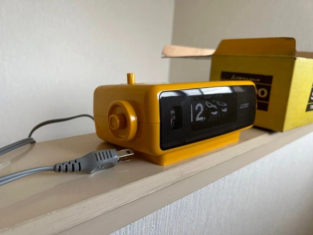 70S VINTAGE MITSUBISHI FLIP CLOCK Time Switch SG-600 Yellow JAPAN Space ...