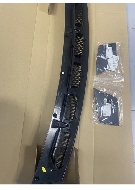 MODANATURA /GRIGLIA PARABREZZA ORIGINALE Mercedes Classe A W169 W245 ...