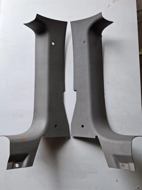 HOLDEN COMMODORE VR VS UTE SPAC SS QUARTER WINDOW TRIM. Left & Right ...