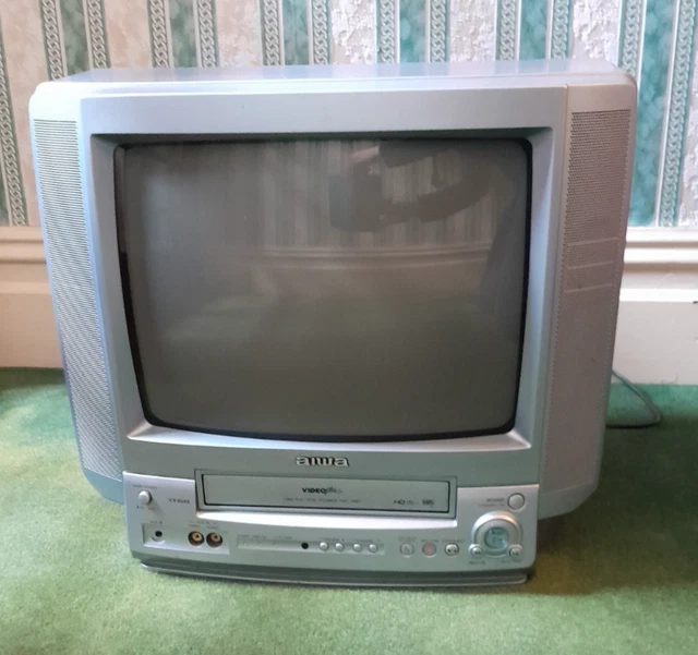 AIWA 14& CRT Cube TV with VHS VCR Retro Gaming VX-G143K £203.50 ...