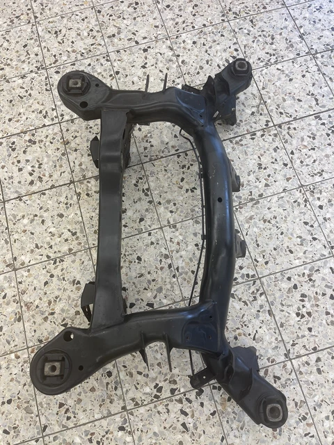 BMW E81 E82 E87 E88 E90 E91 E92 Vettore Assi Asse Hintenachsträger 6783714 EUR 512,12 - PicClick FR