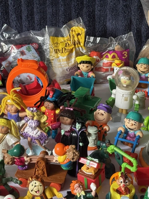 HUGE VINTAGE HAPPY Meal Toy Lot McDonald’s, Burger King, Jack In Box ...